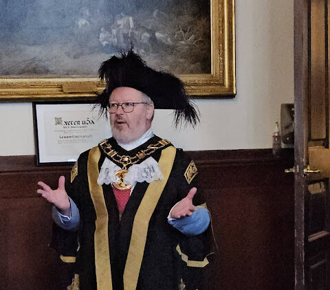 Home - Exeposé Online