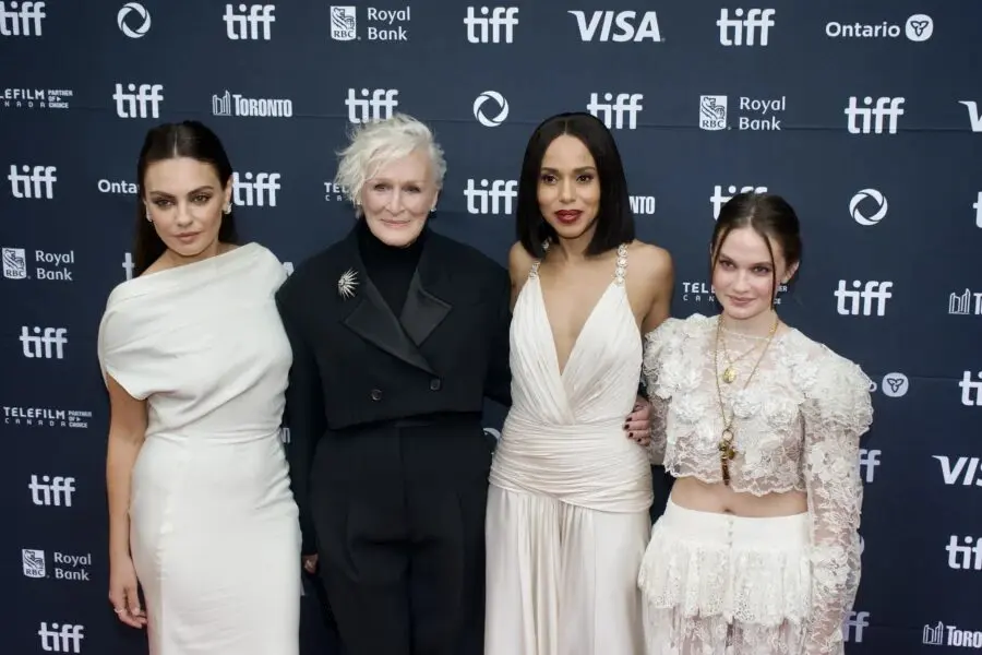 Wake Up Dead Man: A Knives Out Mystery - Exeposé Online